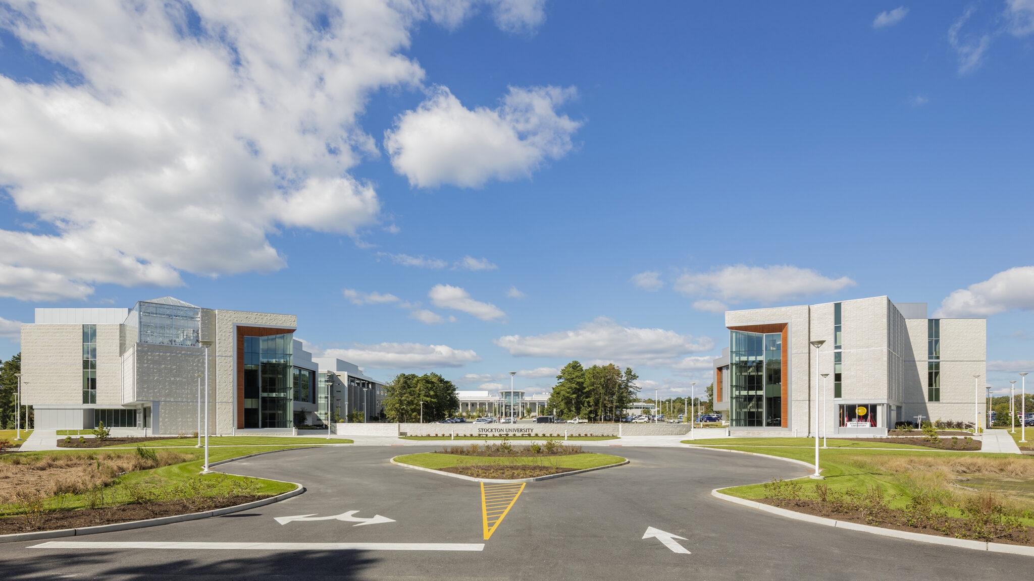 Stockton University: New Science Gateway Complex - Perkins Eastman