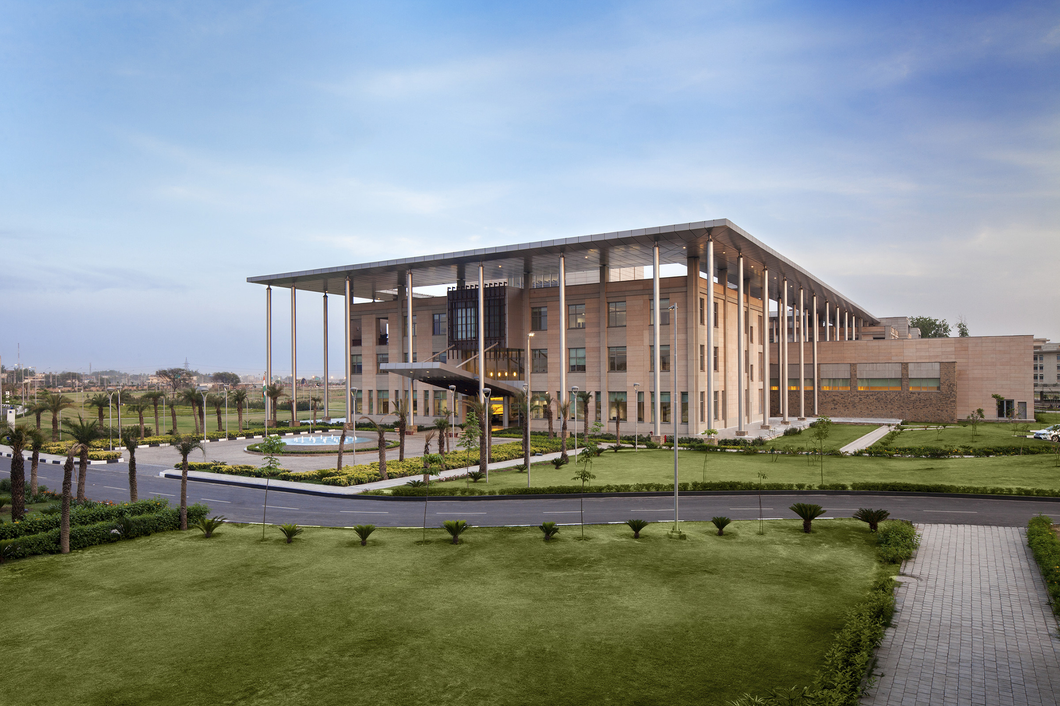 Indian School of Business: Mohali Campus - Perkins Eastman
