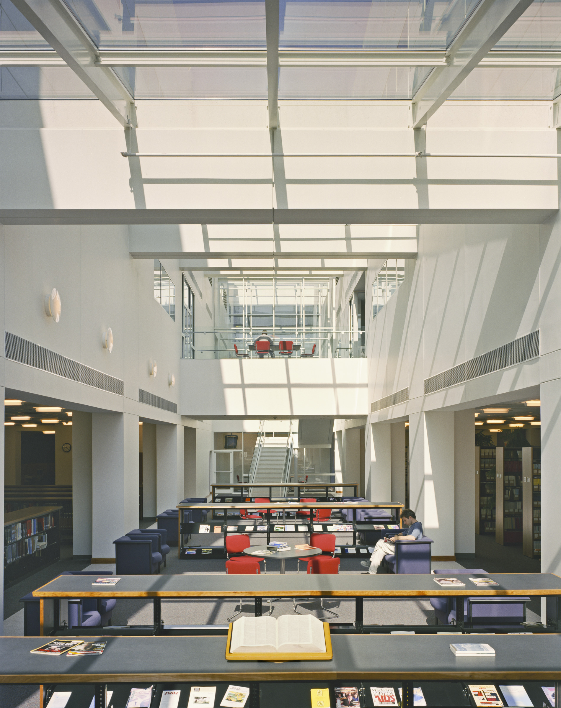 University of Connecticut: Stamford Branch Campus - Perkins Eastman