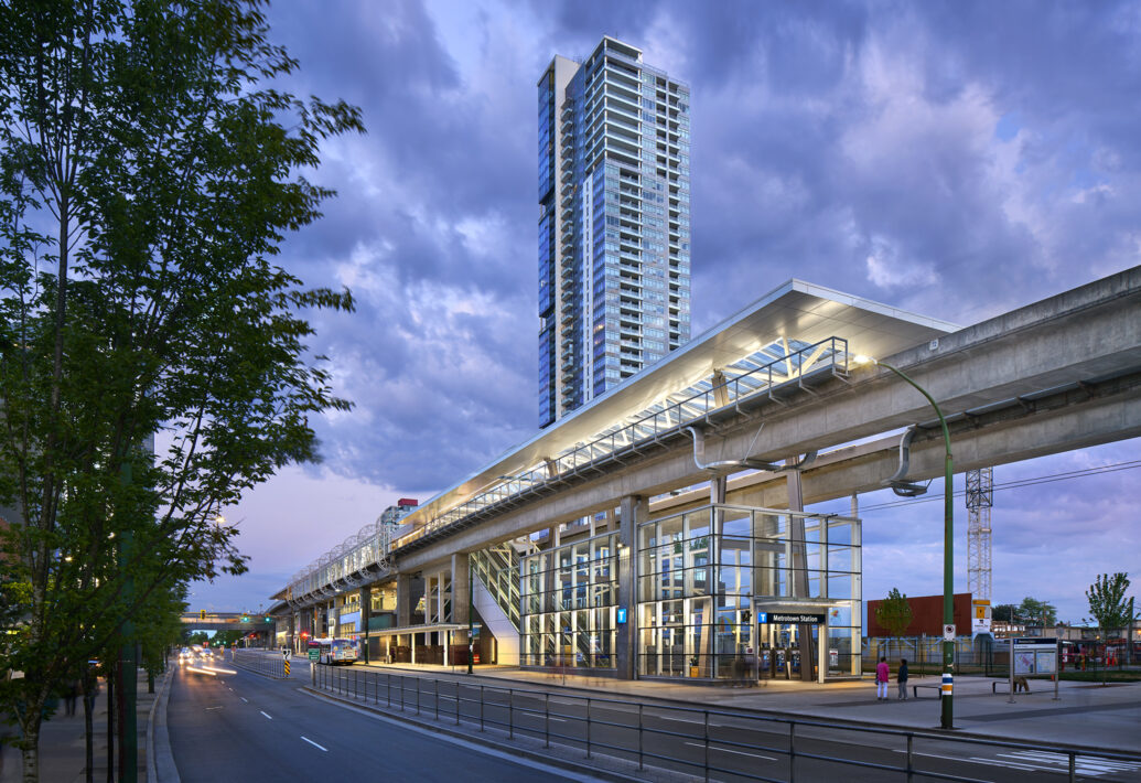 Metrotown SkyTrain Station Upgrades and Expansion - Perkins Eastman