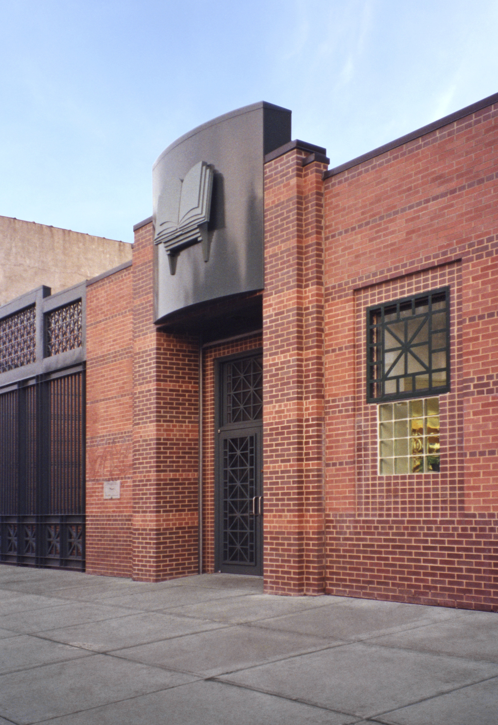 Brooklyn Public Library - Clarendon Branch - Perkins Eastman