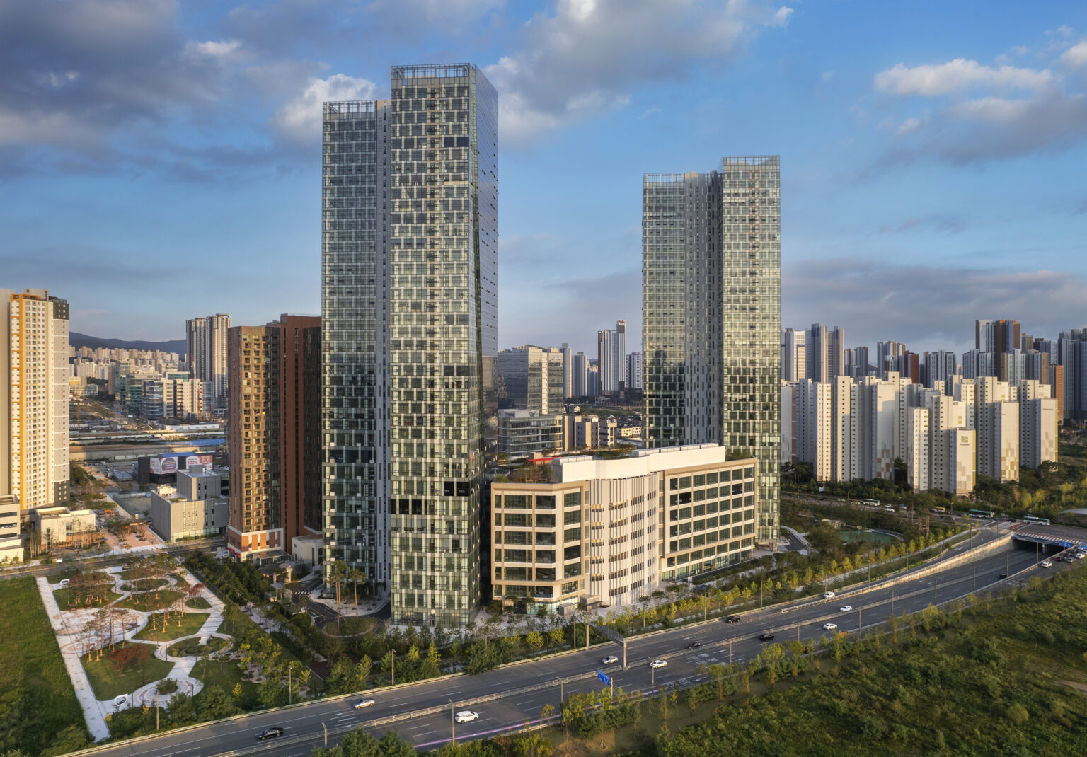 KumKang Penterium IX Tower - Perkins Eastman