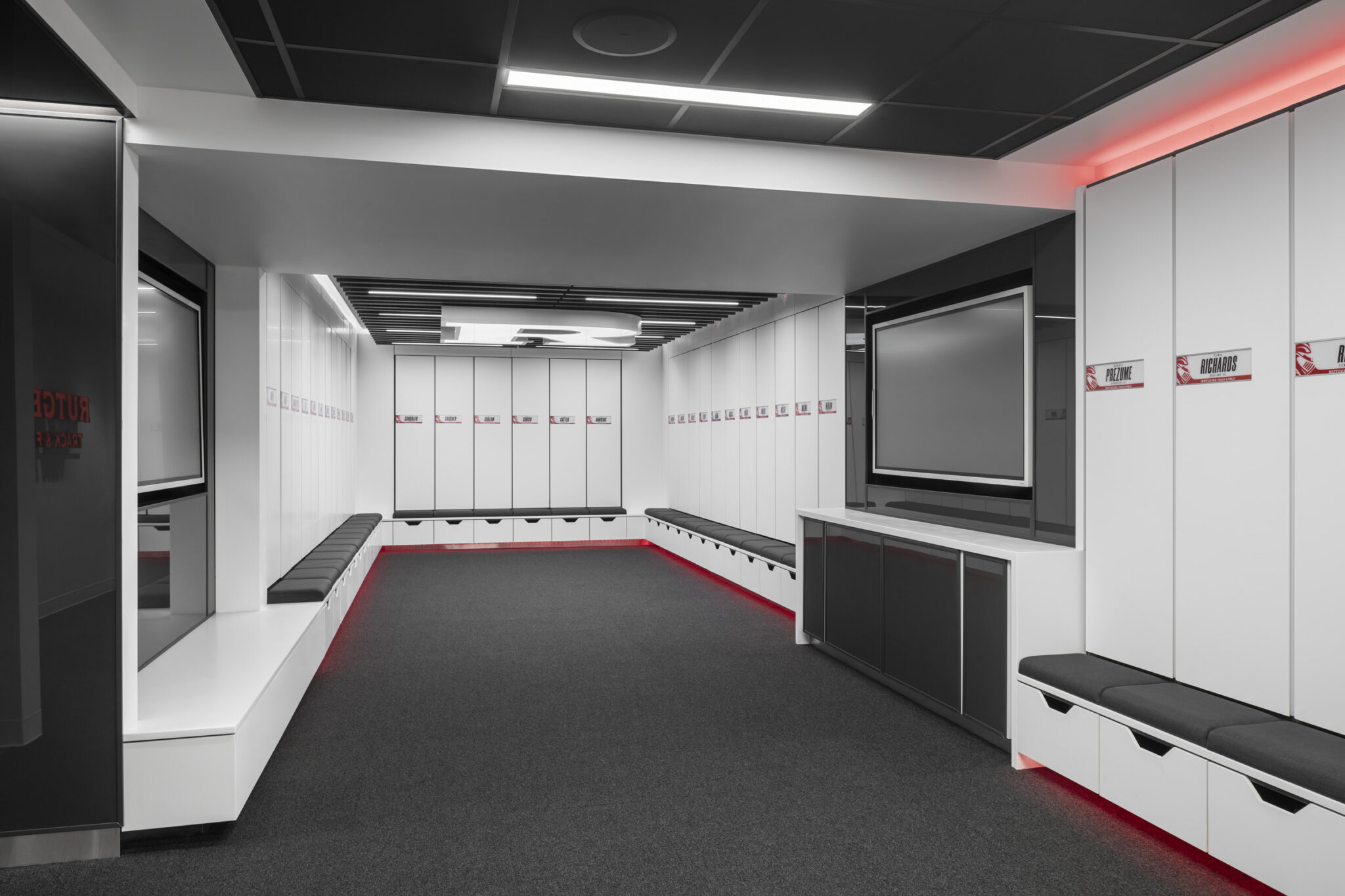 Rutgers University Women's Athletic Locker Rooms - Perkins Eastman