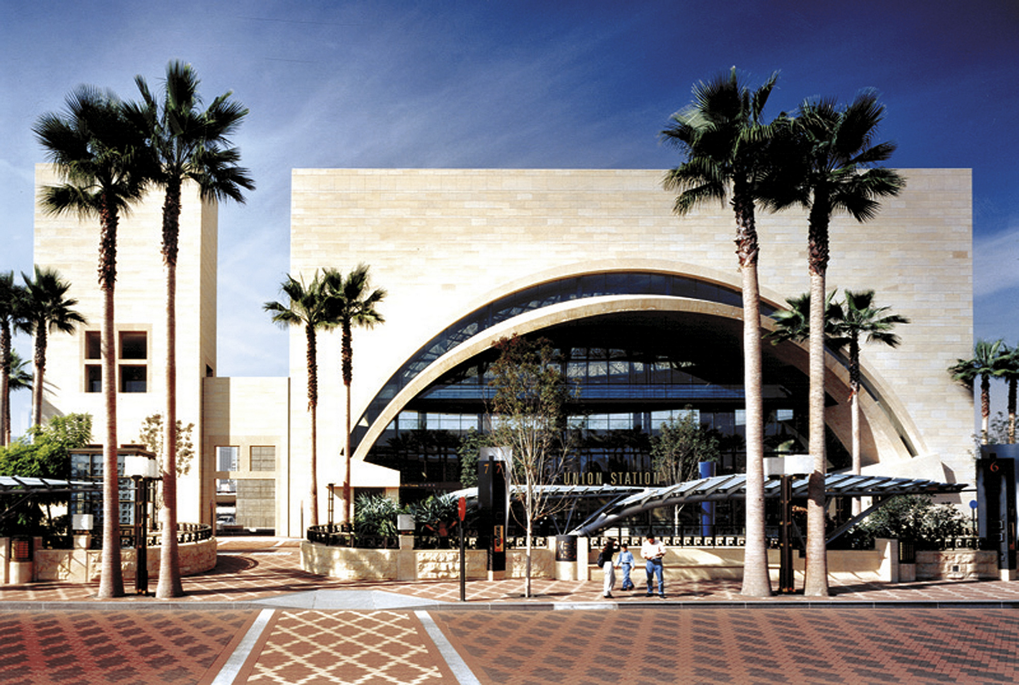 Gateway Center - Perkins Eastman