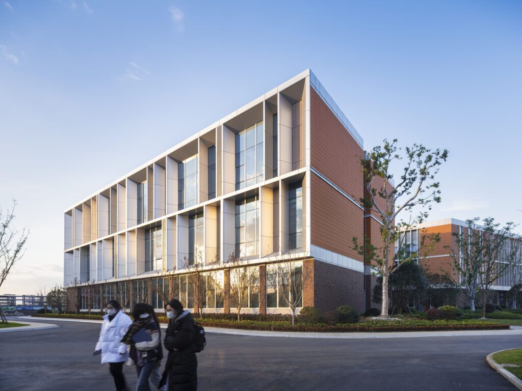 Xianda College: Chongming Campus - Perkins Eastman