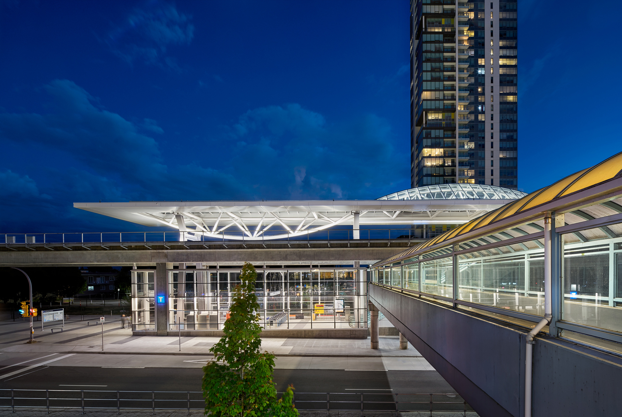 Skytrain Expo Line Modernizations: A Case Study - Perkins Eastman