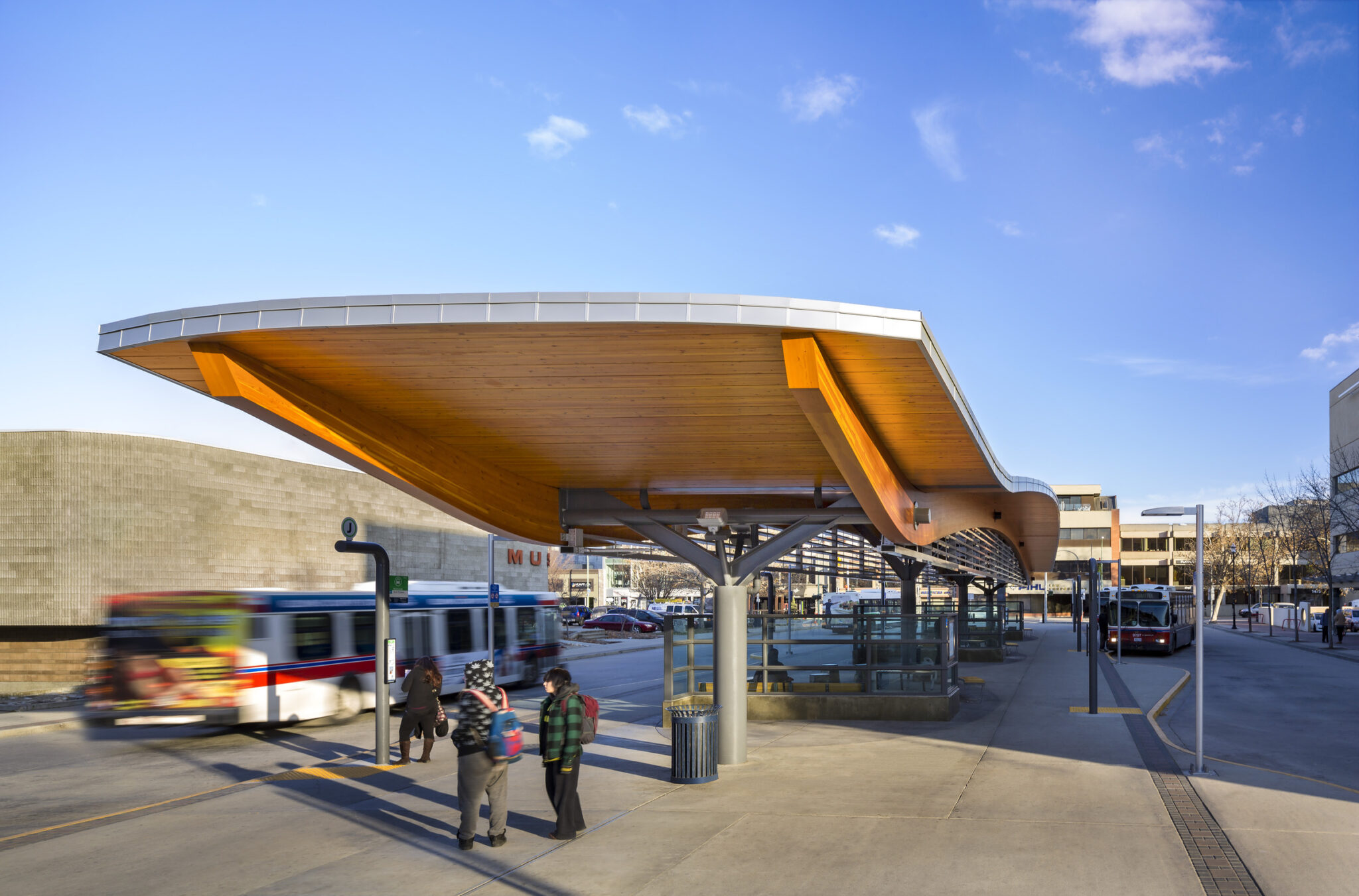 Queensway Transit Exchange - Perkins Eastman