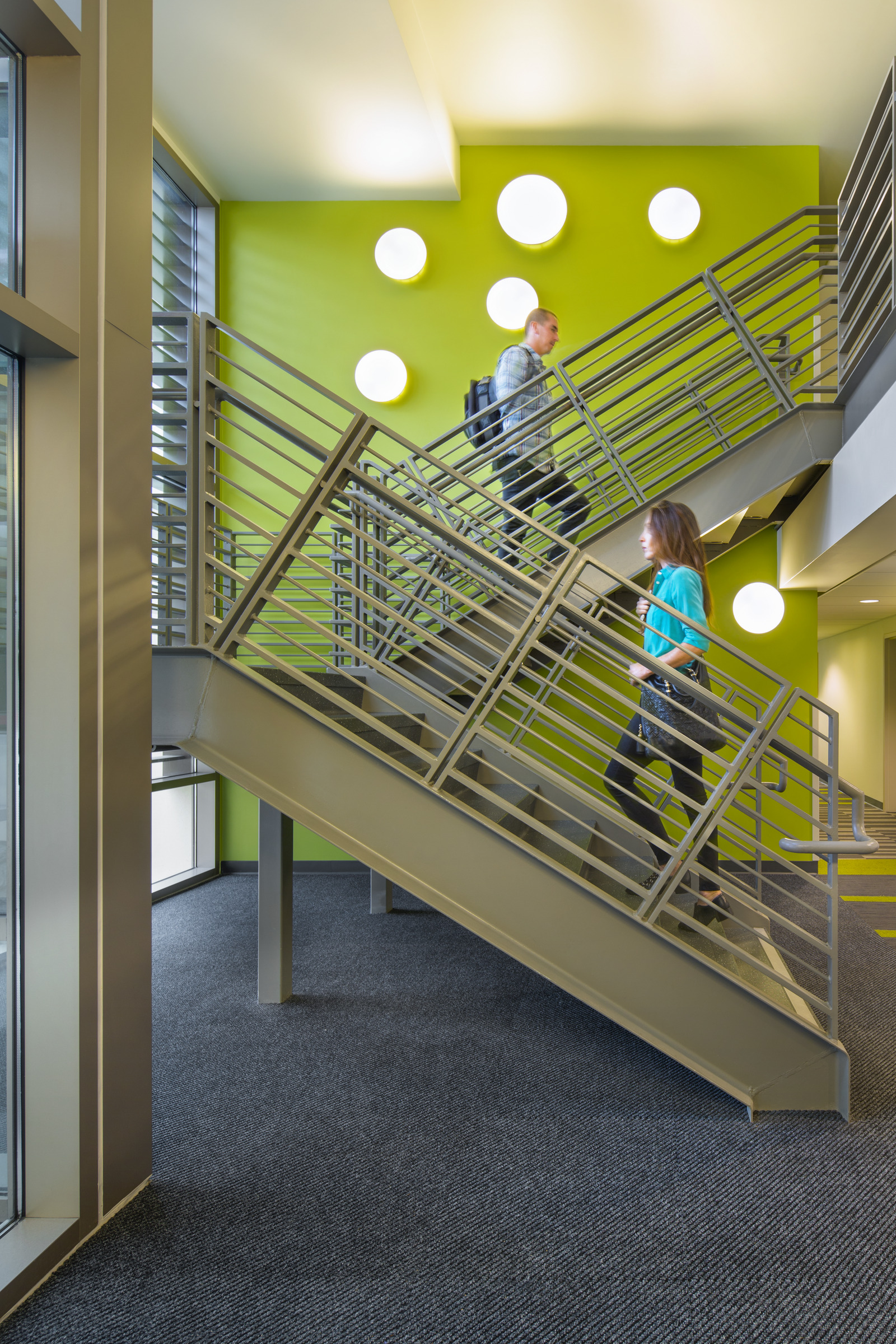 Claremont McKenna College: Residence Halls - Perkins Eastman
