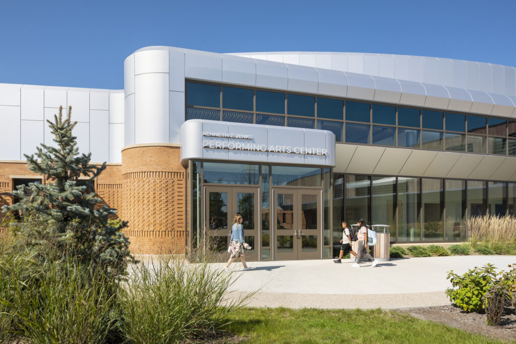 Dennis-Yarmouth Intermediate/Middle School: Signage, Wayfinding + Graphics - Perkins Eastman