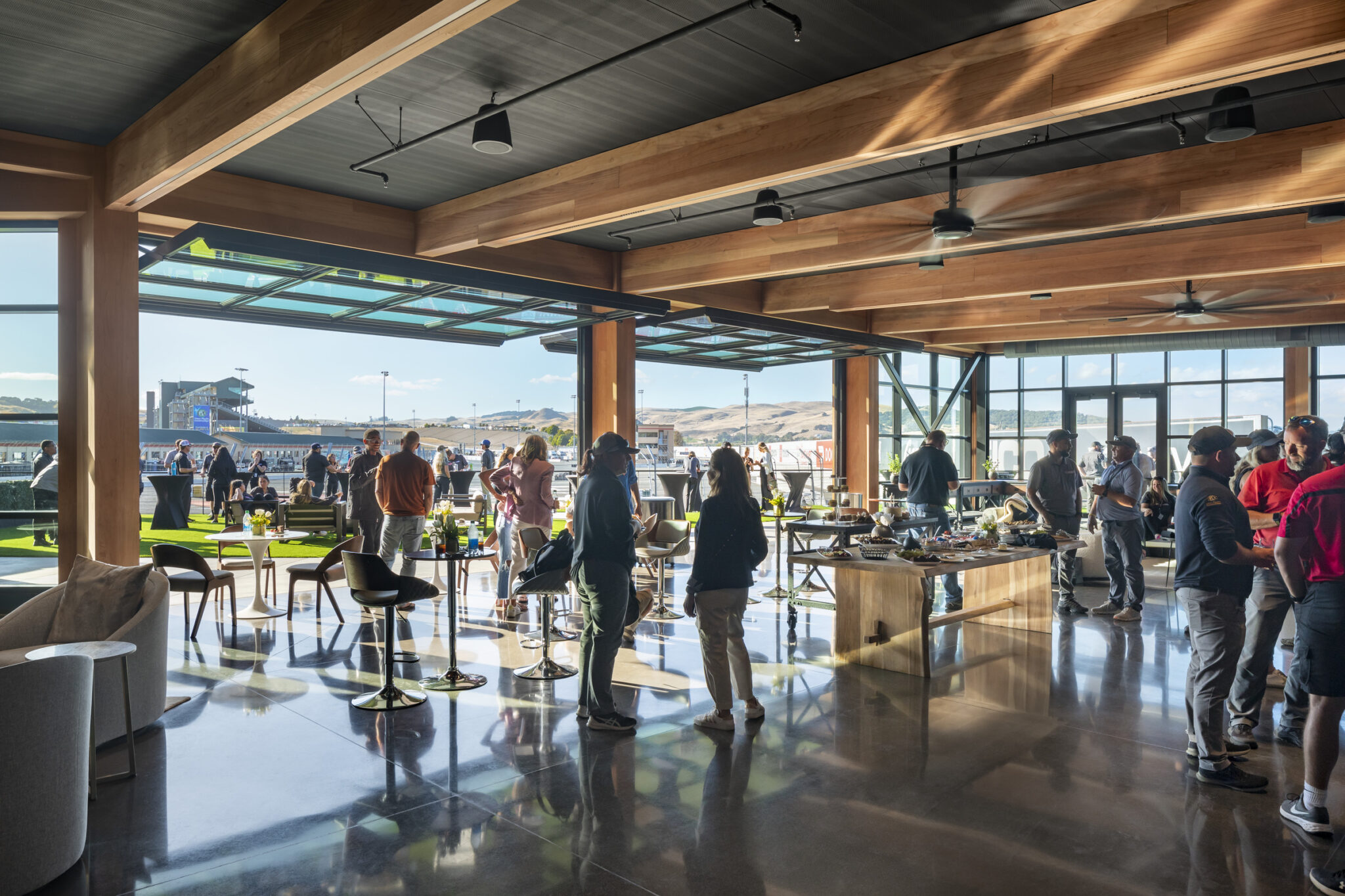 Sonoma Turn 11 Club - Perkins Eastman