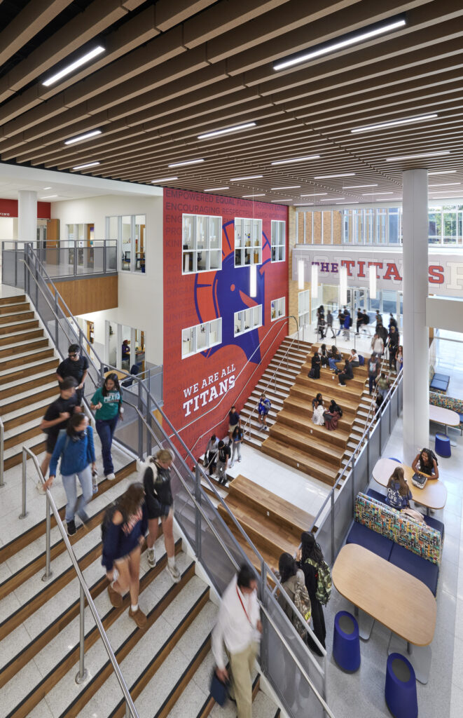 Alexandria City High School: Minnie Howard Campus - Perkins Eastman